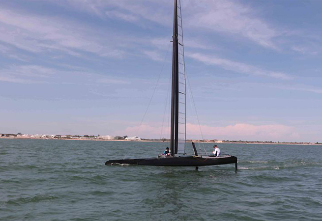 Hydros met à l´eau son Class C innovant - Course au Large