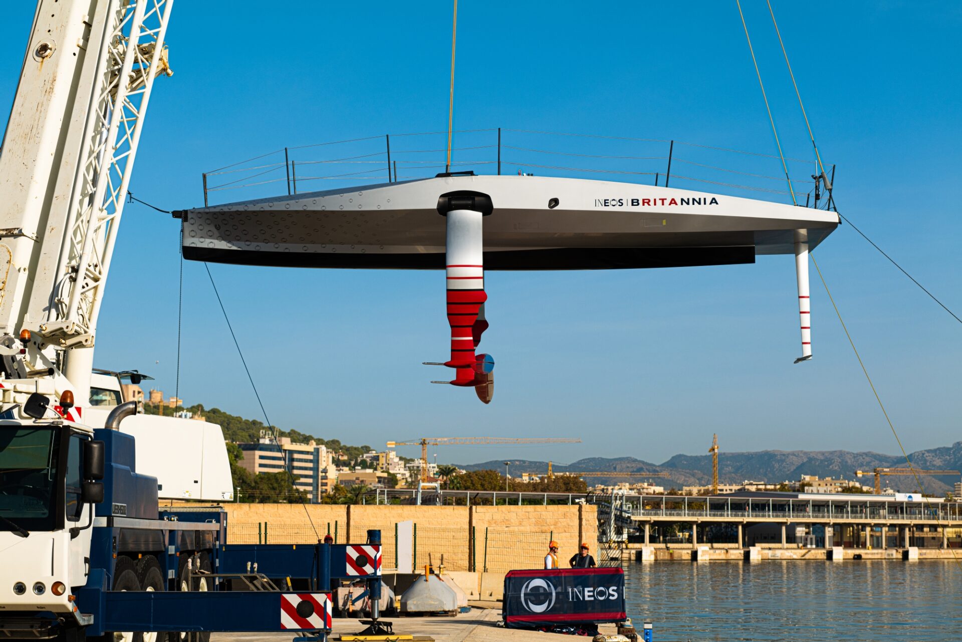 Ineos Britannia dévoile son prototype T6